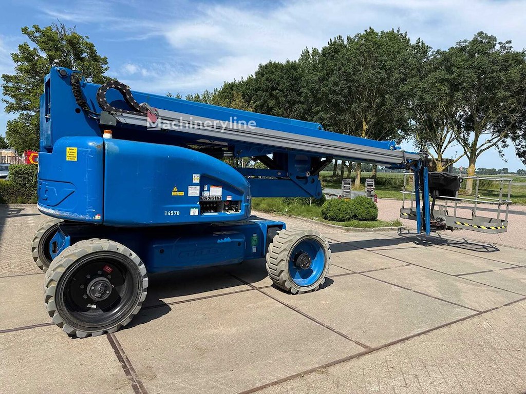 Prodaje se Niftylift HR28 Hybrid 4x4 makazastu platformu na aukciji