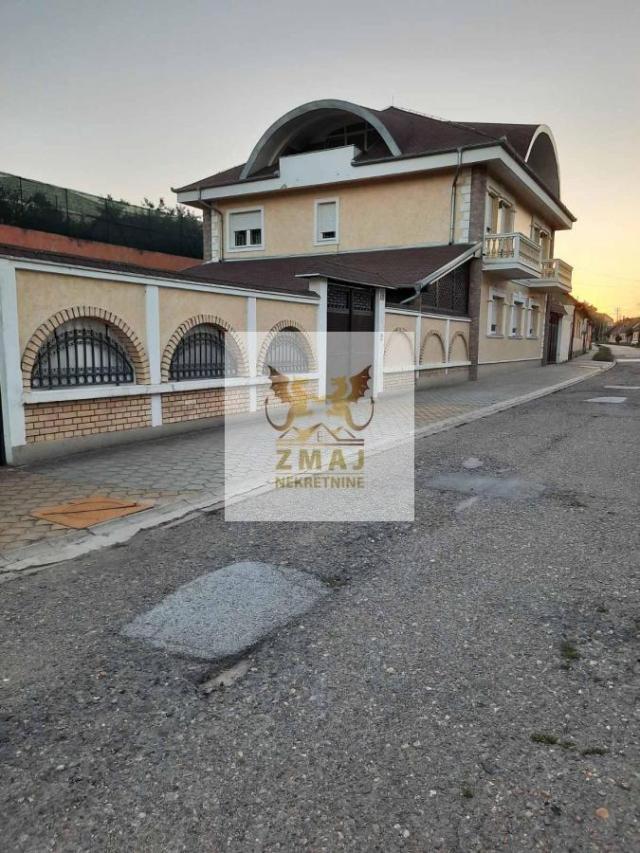 Prelepa kuća U TITELU - KAO IZ BAJKE