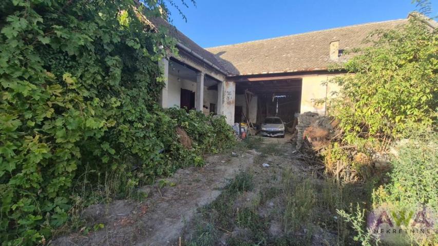 Stapar – kuća 155 m², plac skoro 49 ari – 45.000 €
