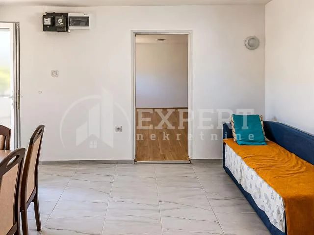 Prizemna kuća na prodaju