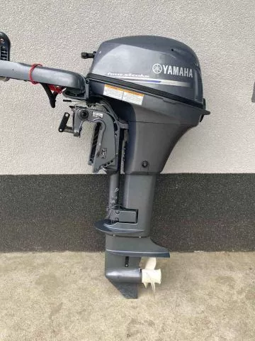 YAMAHA 8KS 4T - VANBRODSKI MOTOR 2015. GOD