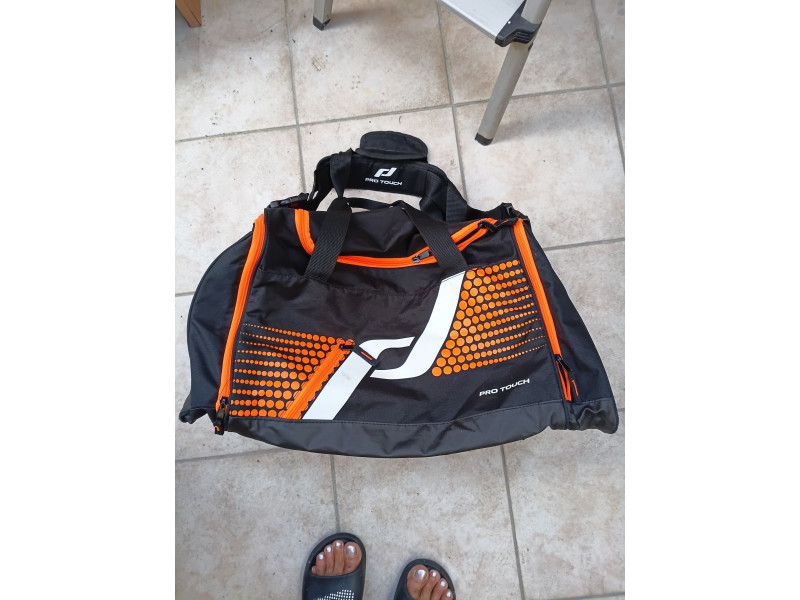 SAVRSENA VELIKA SPORTSKA TORBA PRO TOUCH
