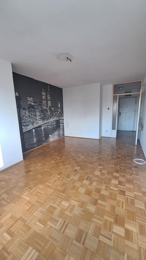 Stan 43m2, Novi Beograd, Novi Merkator