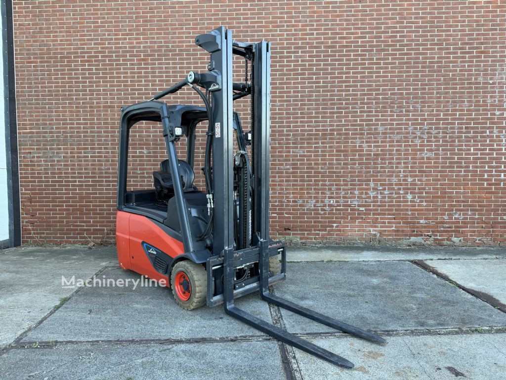 Linde E16-02 viljuškar na tri točka