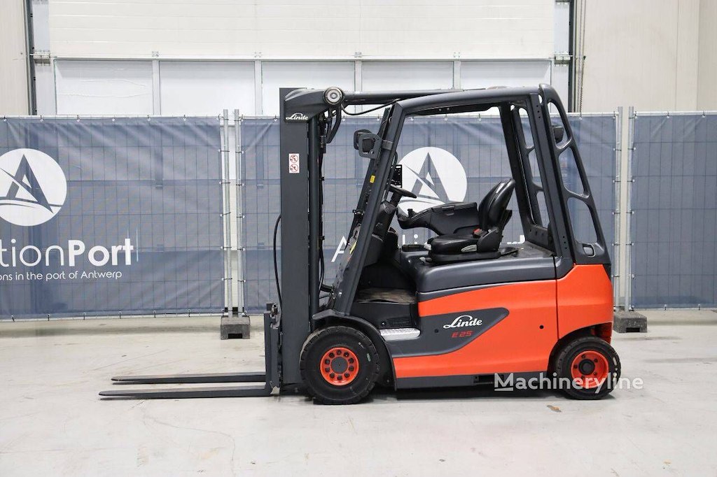 Prodaje se Linde E25-01 električni viljuškar na aukciji