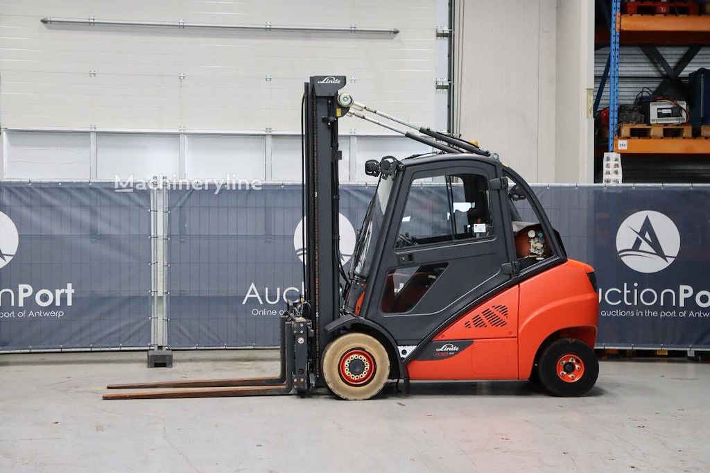 Prodaje se Linde H30CNG-02 viljuškar na gas na aukciji