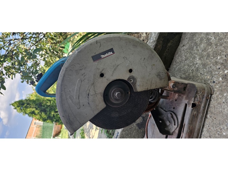 Makita 2414NB Profesionalna Mašina za Rezanje Metala