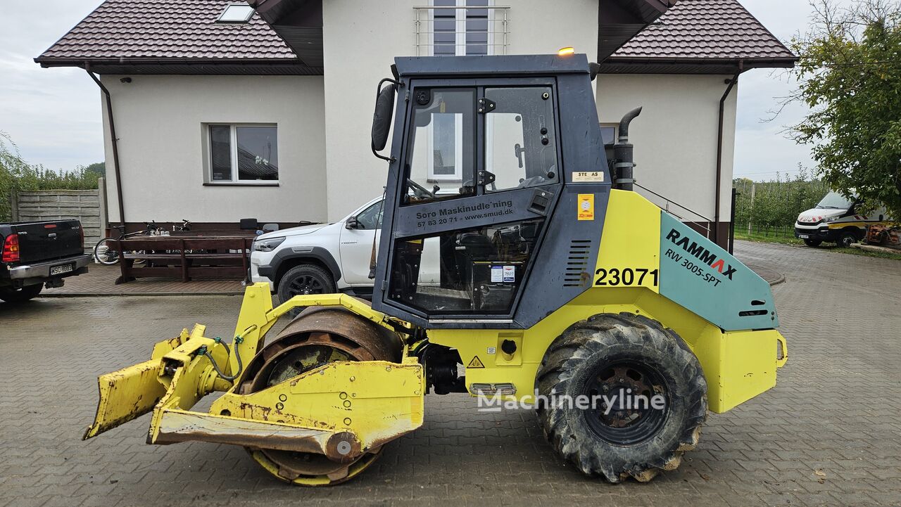 Rammax RW 3005 kompaktor s jednim valjkom