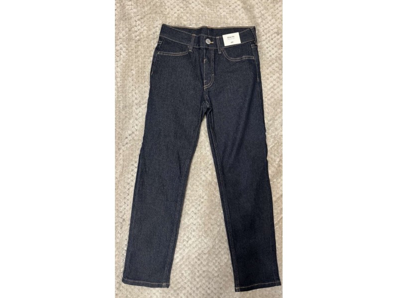 Farmerice-pantalone H&M 134(8-9 god) NOVE SA ETIKETOM!