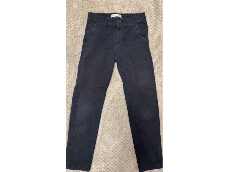 Farmerice - pantalone ZARA 134 (8-9 god) ODLIČNE!