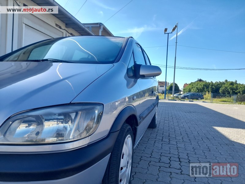 Opel Zafira 2.0 TDI
