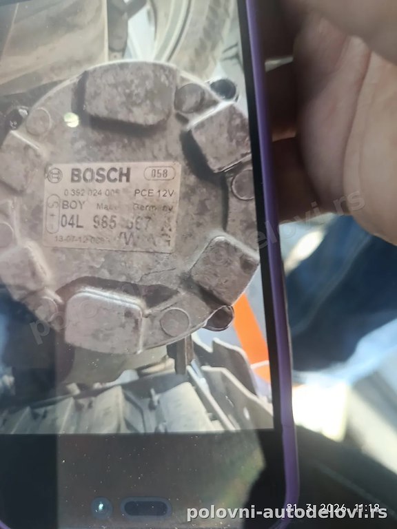 Pomocna vodena pumpa 04L 985 567