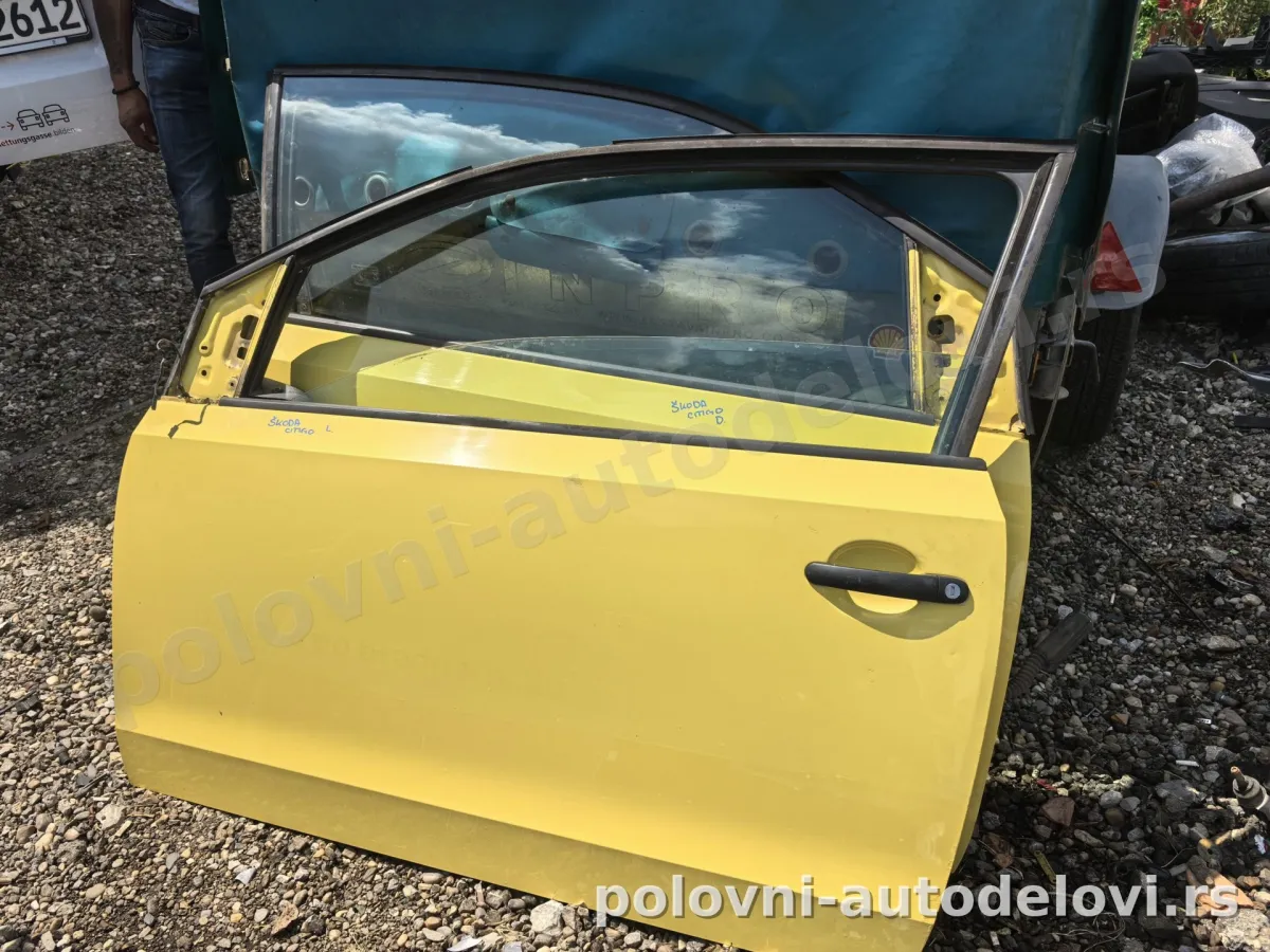 Skoda citigo prednja leva vrata