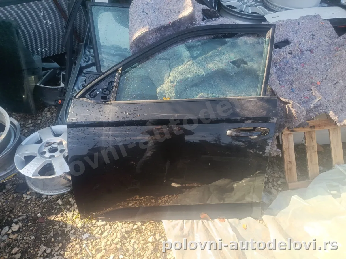 Prednja leva vrata skoda fabia 3