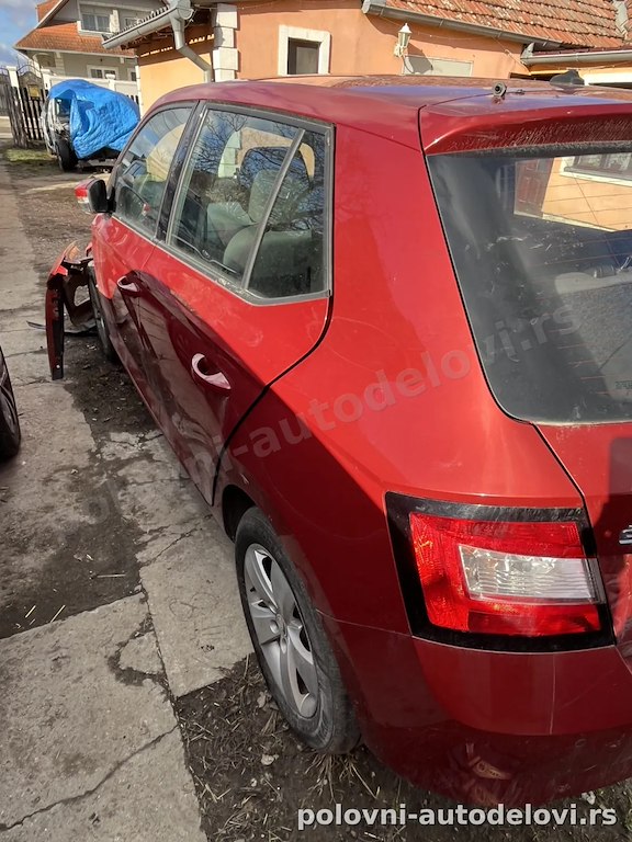 Skoda Fabia 3 zadnja leva vrata