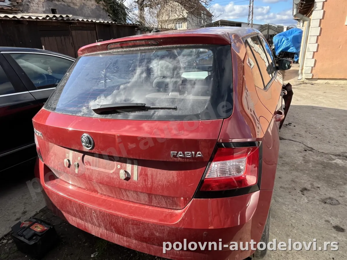 Skoda fabia 3 polovni delovi