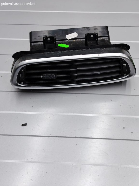 Fiat 500x ventilacija table Originalni delovi Moguca ugradn
