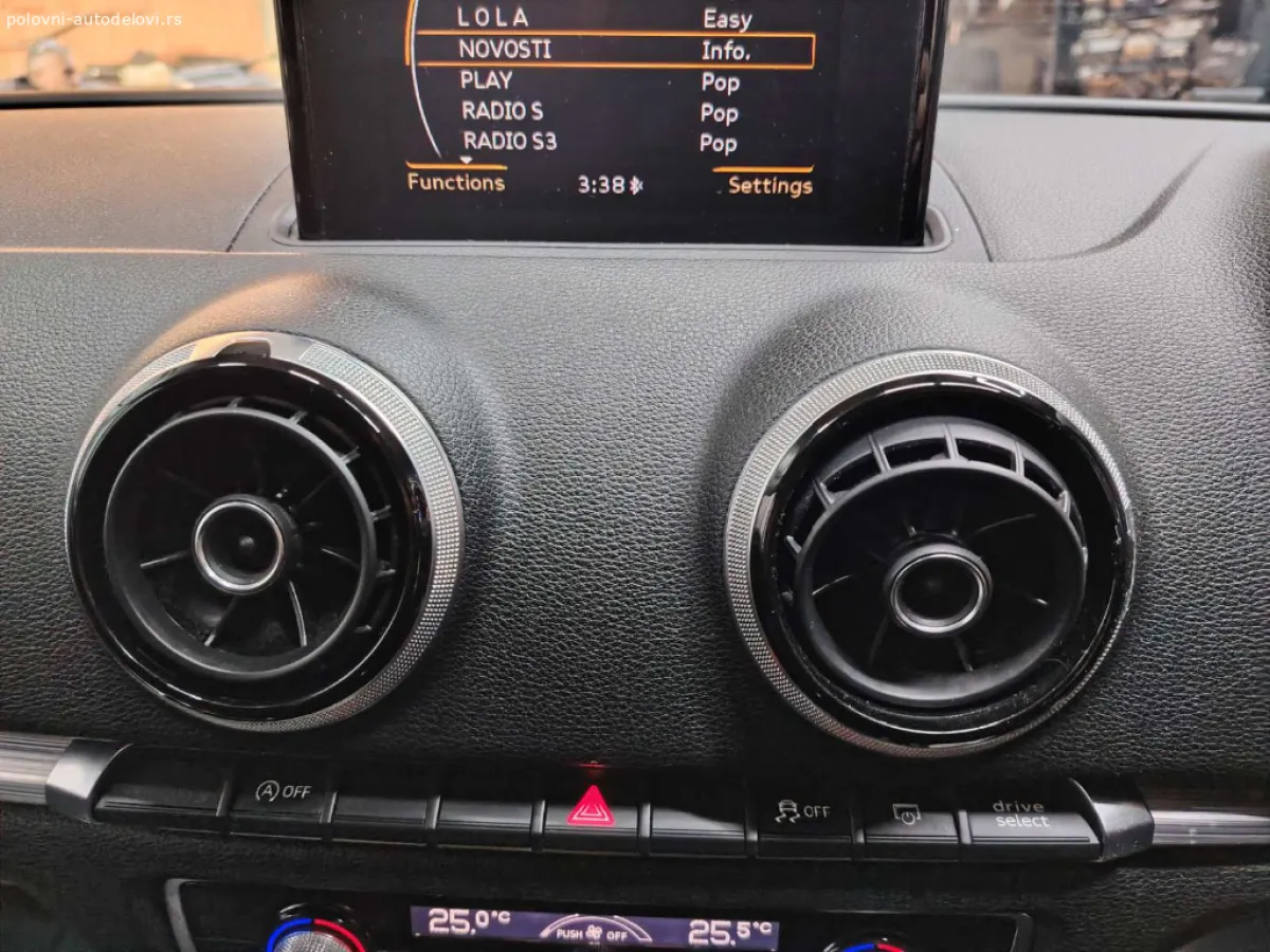 Audi a3 v8 ventilacija 2012-2020 Originalni delovi Moguca u