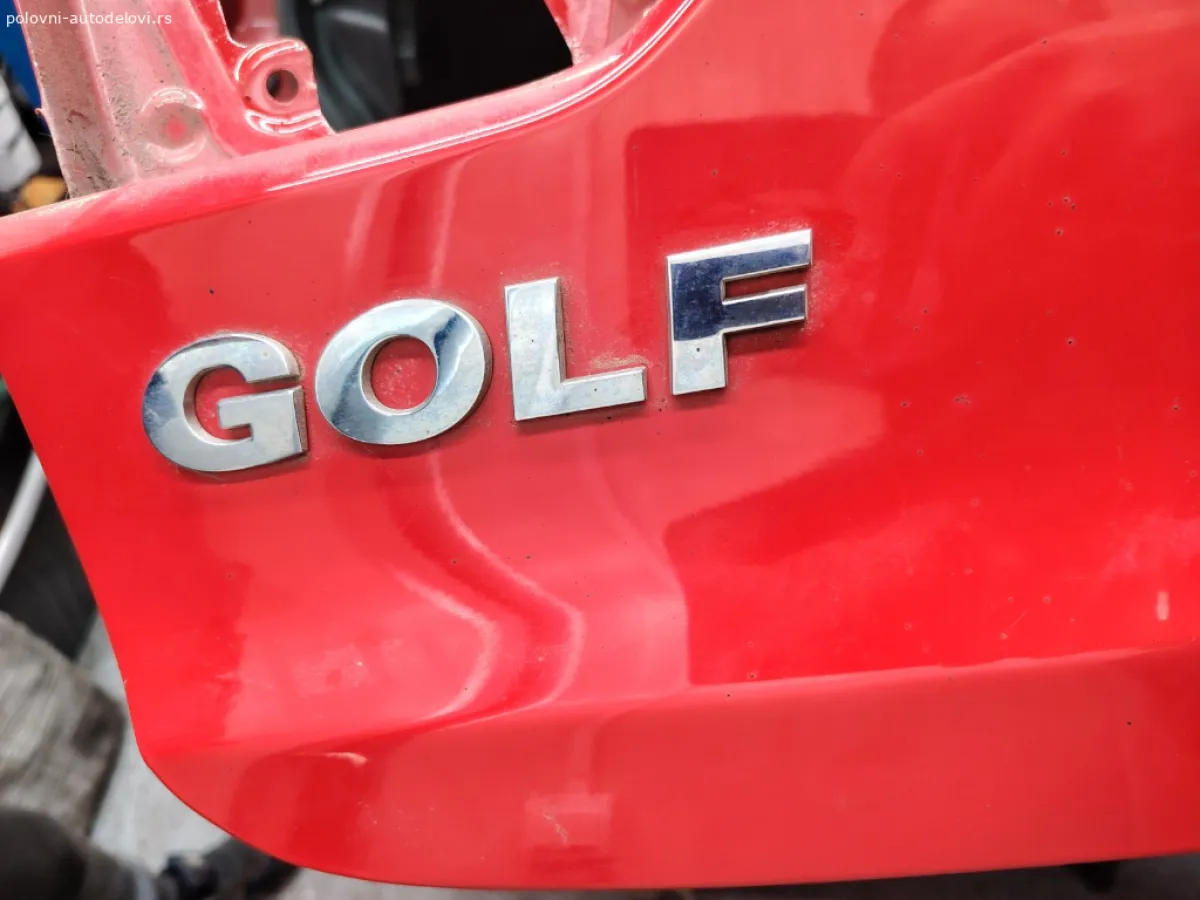 Golf 6 znak golf 6 2.0 TDI Originalni delovi Moguca ugradnj