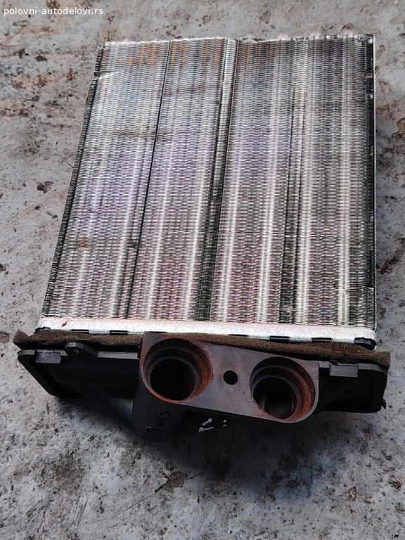 Fiat 500 hladnjak vode u kabini Originalni delovi Moguca ug