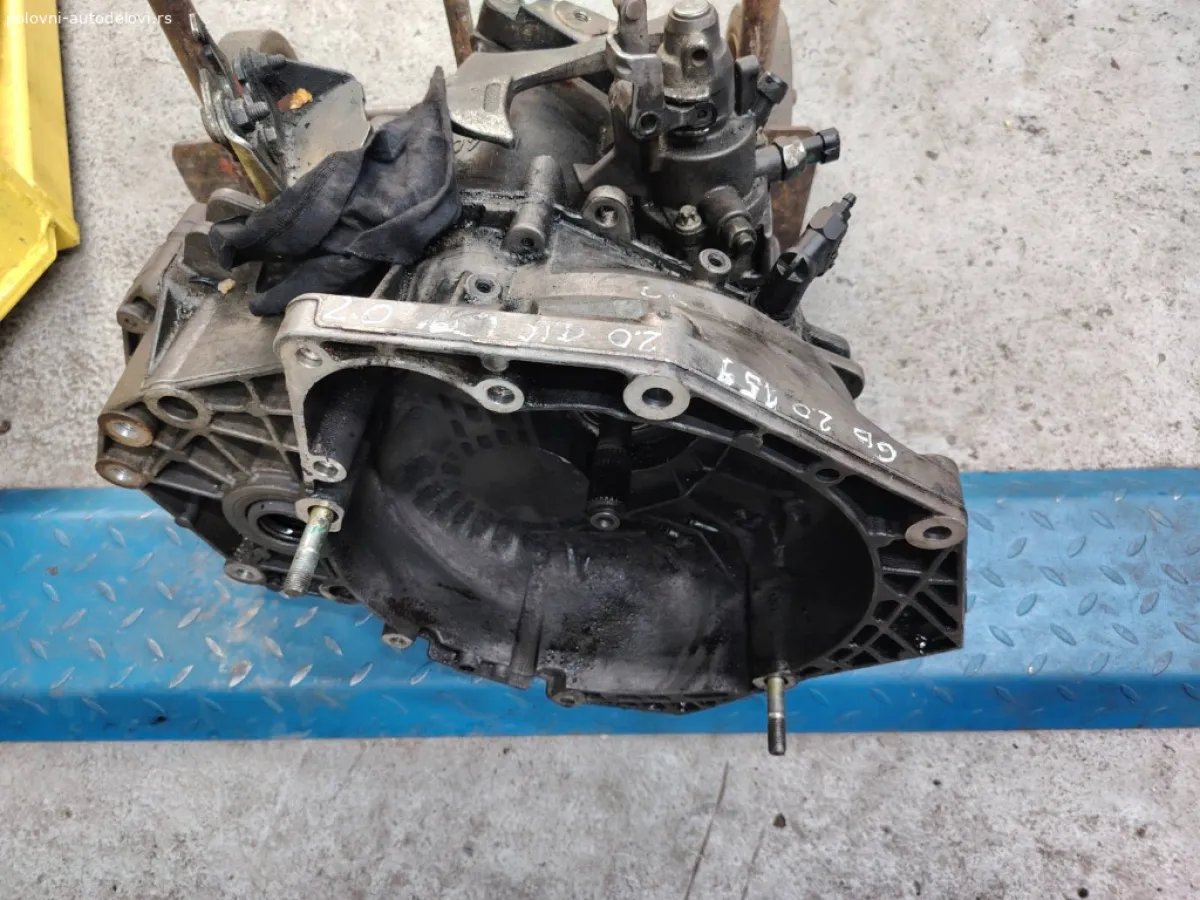 Alfa Romeo 159 2.0 jtd menjac Originalni delovi Moguca ugra