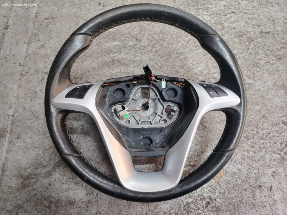 Lancia delta selespeed mf volan sa siftericama Originalni d