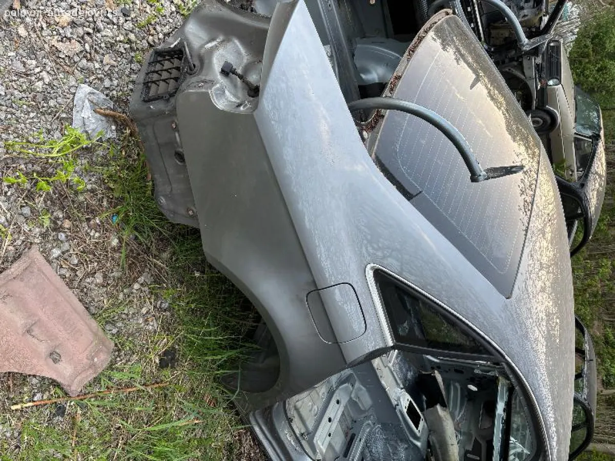 Delovi šasije za Audi A4 B8