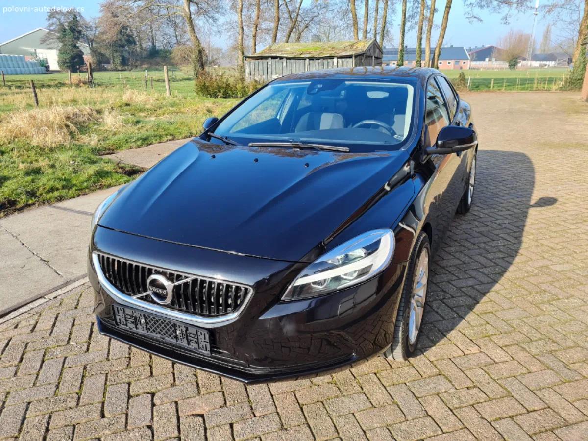 Volvo v40..v40cc
