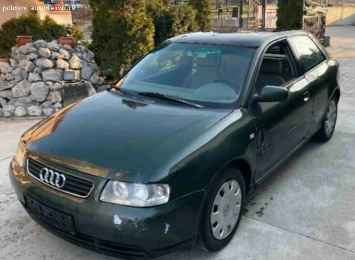 Delovi Audi A4