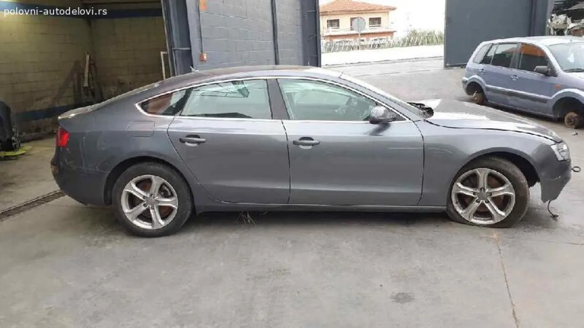 Audi A5 SEAT VW Škoda POLOVNI DELOVI