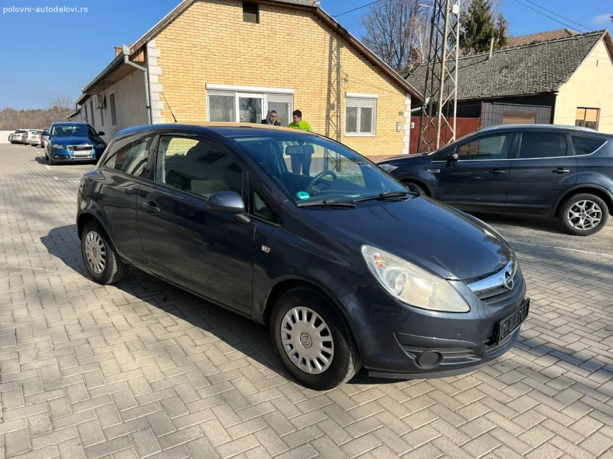 Polovni delovi za opel corsu D