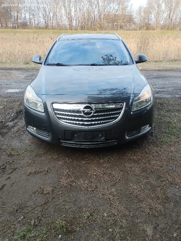 Opel insignia polovni delovi