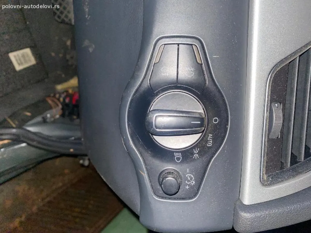 Prekidač svetla za Audi