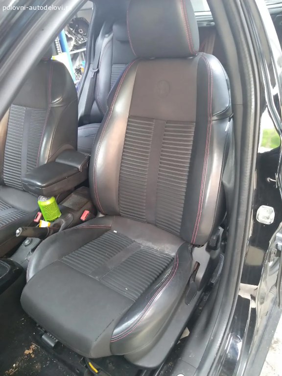 Alfa Romeo Giulietta sedista polu koza 3 Originalni delovi