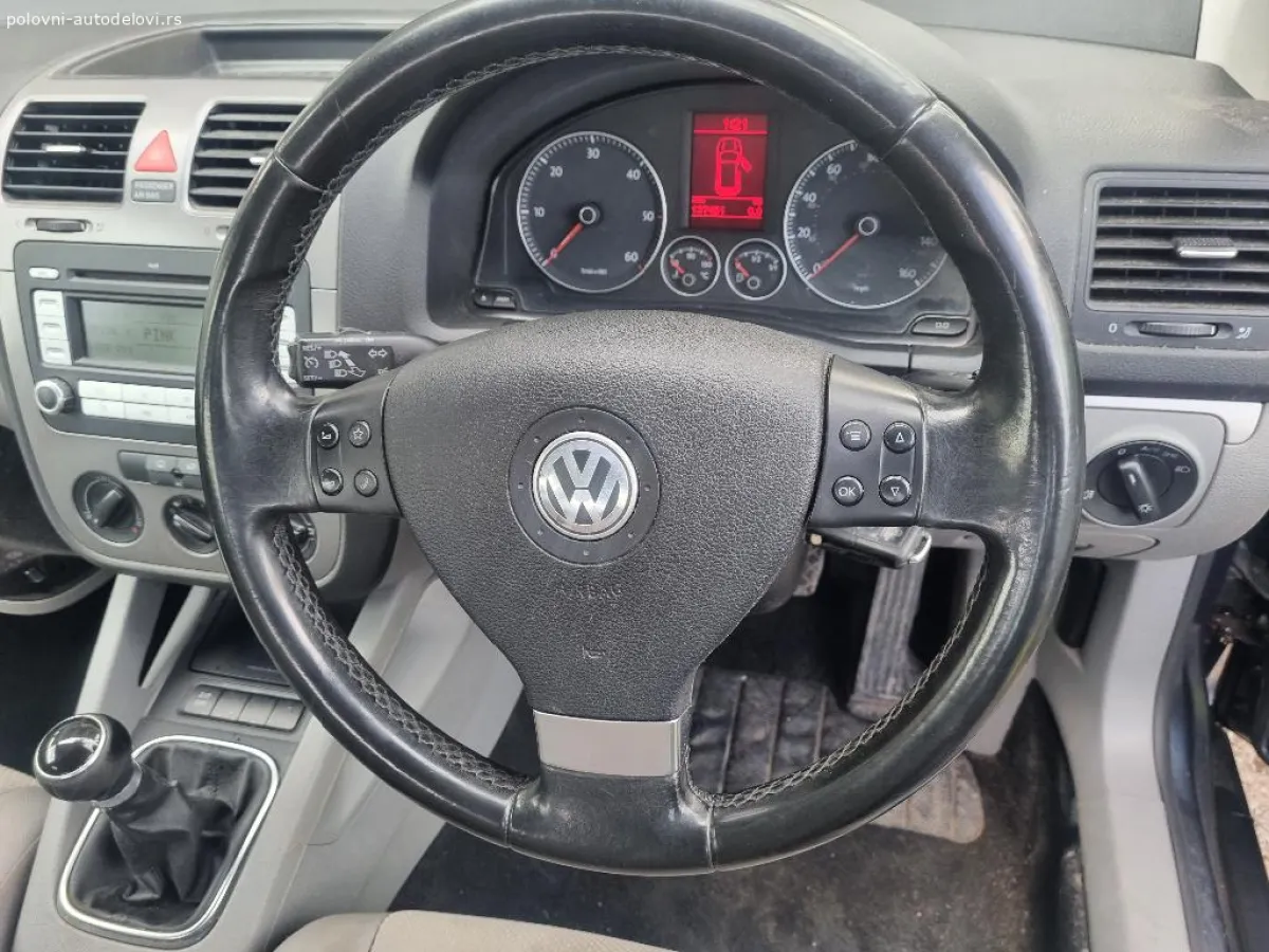 Volan sa komandama za golf 5