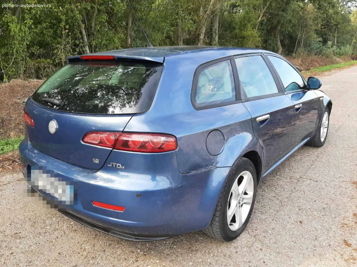 Alfa Romeo 159 vrata kod boje 275a