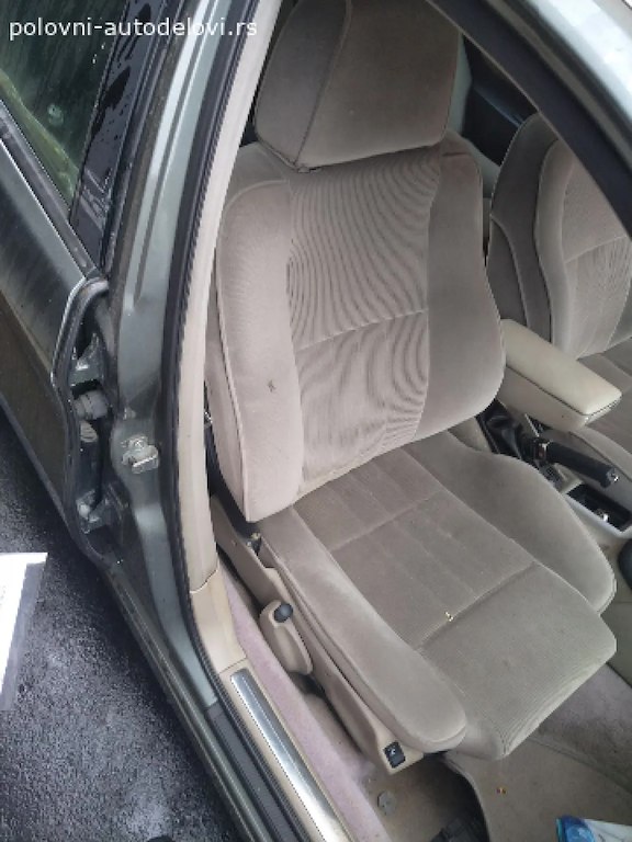 Alfa Romeo 166 kompletan enterijer