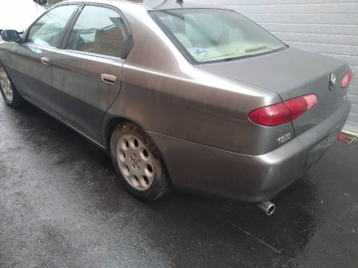 Alfa Romeo 166 vrata