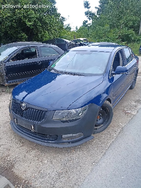 SKODA SUPERB 2 KRILA VRATA ITD