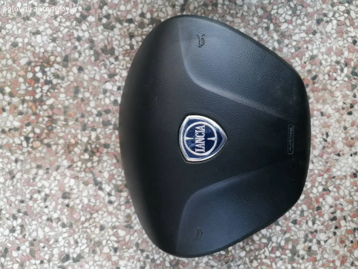Lancia delta AIRBAG volana
