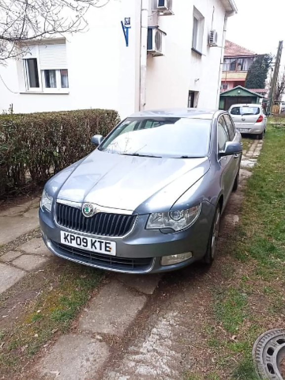 SKODA SUPERB 2 HAUBE KRILA VRATA BRANICI ITD