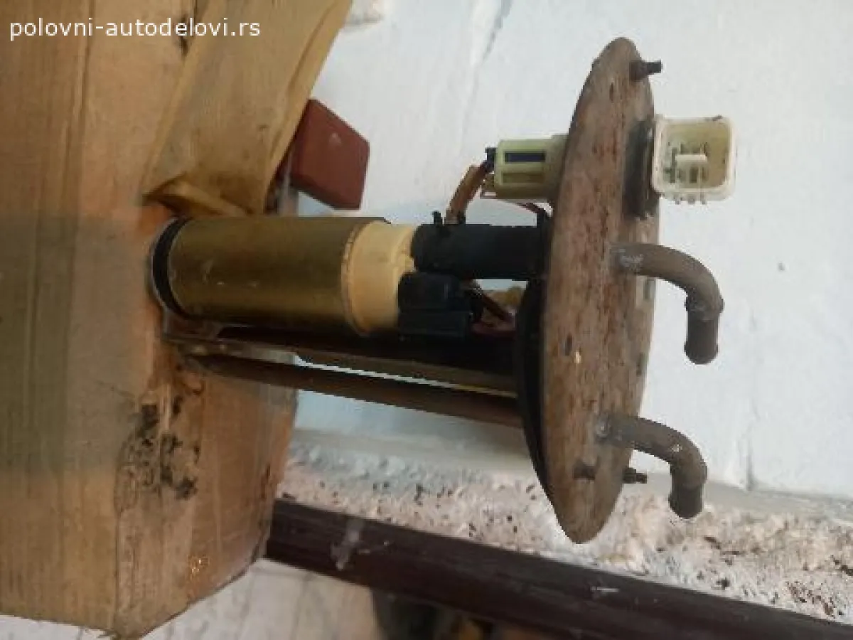 Pumpa goriva Mazda 626 2.0b