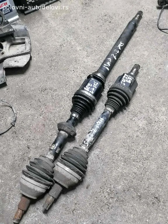 Alfa Romeo 159 2.2 JTS poluosovina