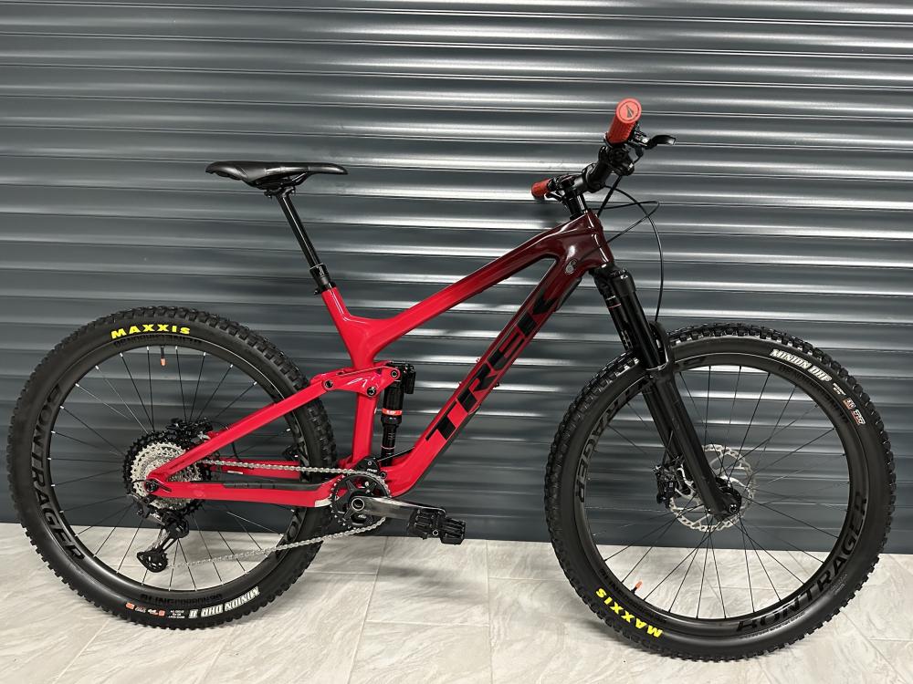 TREK Slash 1x12 Full Carbon - KAO NOVO