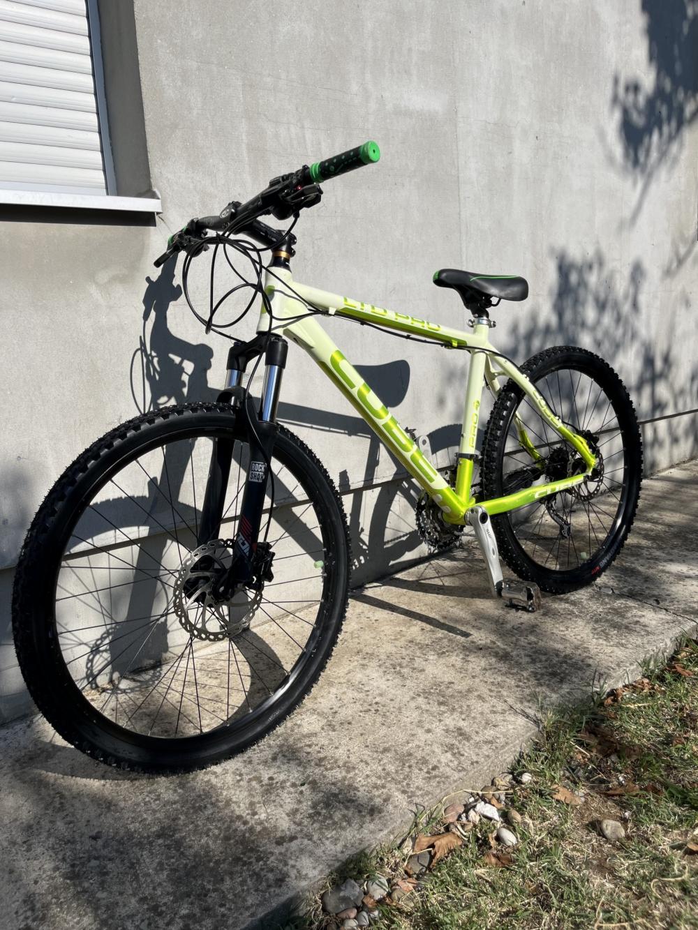 Cube XT hidraulika rockshox silver nov