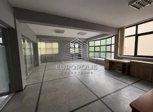Izdavanje Lokal - Stara Pazova, Centar