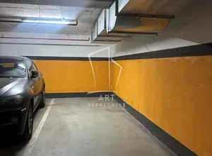 Izdavanje Garaža - Beograd, Vračar: Hram Svetog Save - Neimar - Čubura