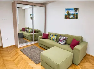 Izdavanje Stan - Beograd, Vračar: Kalenić - Slavija - Cvetni Trg