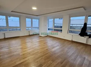 Izdavanje Stan - Novi Sad, Stari Grad: Spens