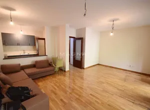 Izdavanje Stan - Beograd, Vračar: Hram Svetog Save - Neimar - Čubura